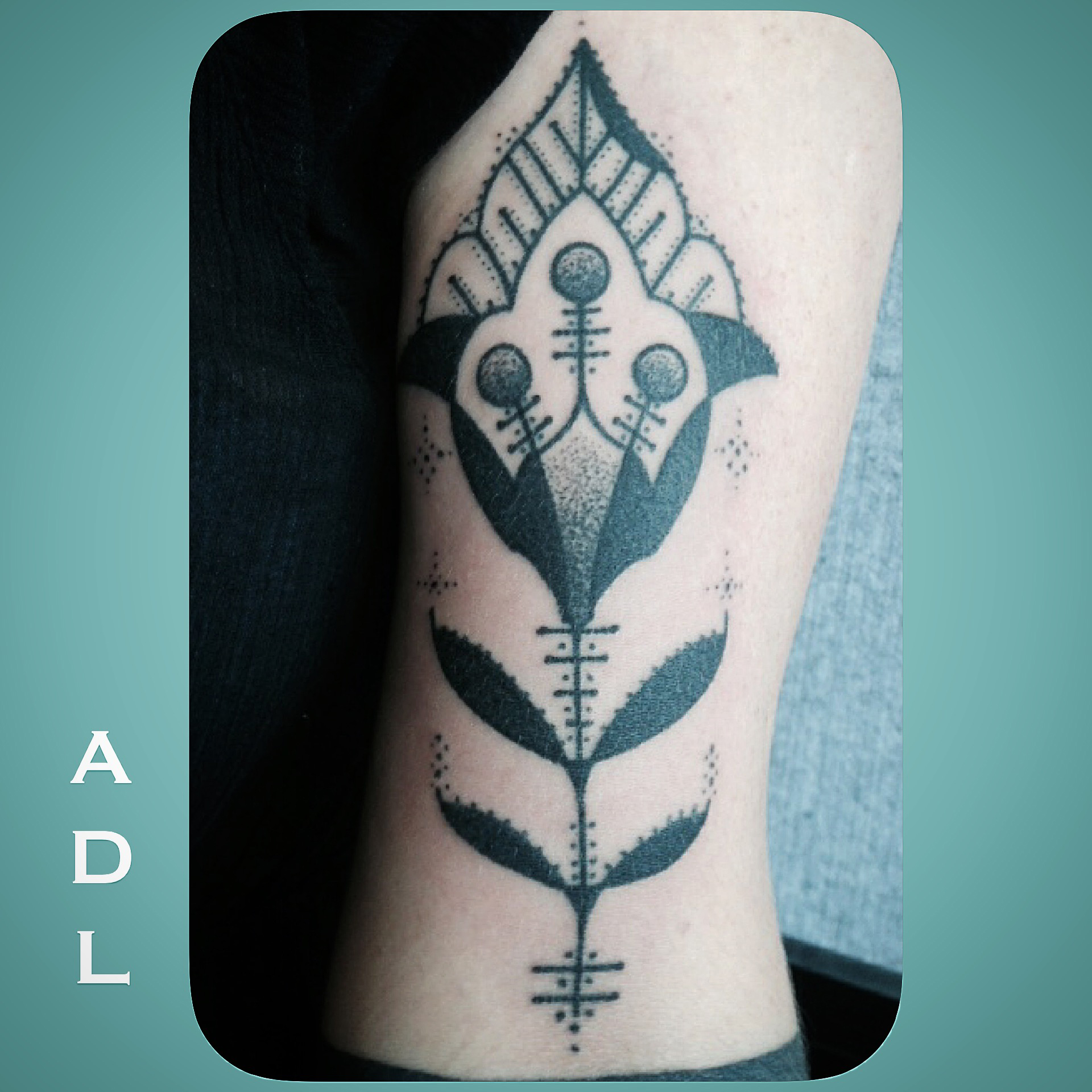 ANGHARAD flash flower – mark mason handmade tattoos